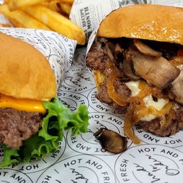 SMASH BROS BURGERS - Updated December 2025 - 173 Photos & 121 Reviews ...