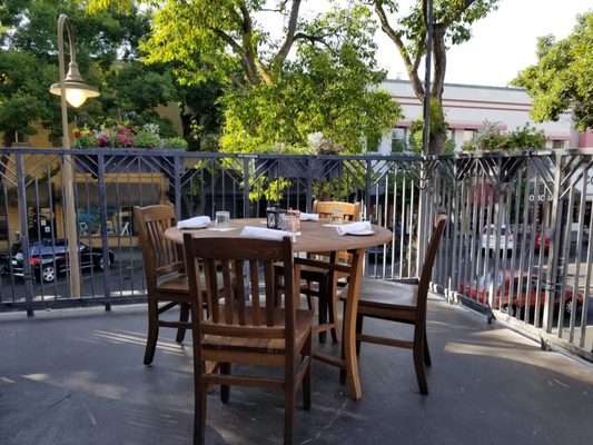 CRUSH - Updated May 2025 - 365 Photos & 686 Reviews - 201 Broadway St ...