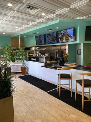 DIPLOMAT LA VERNE - Updated December 2025 - 116 Photos & 173 Reviews ...