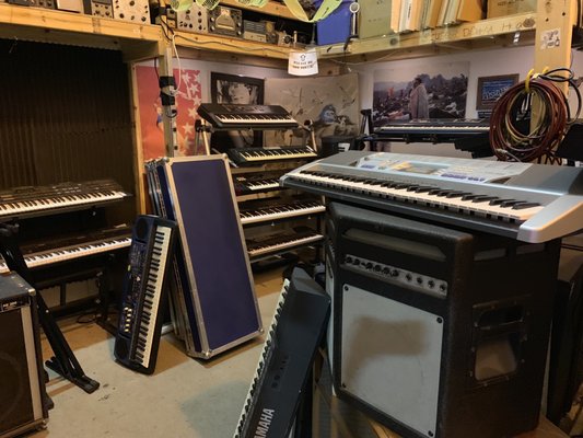 ATOMIC MUSIC - 86 Photos & 87 Reviews - 11011 Baltimore Ave, Beltsville ...