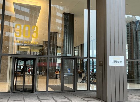 THE LUMINARY CAFE & BAR - 14 Photos - 303 E Wacker Dr, Chicago ...