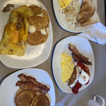 PERKINS RESTAURANT & BAKERY - Updated January 2026 - 18 Photos & 54 ...