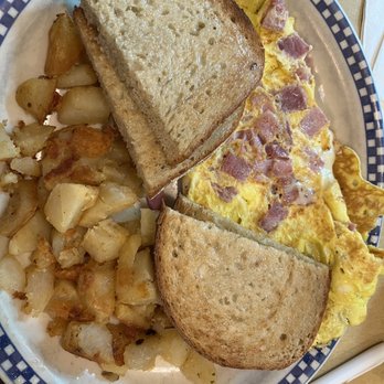 CAPITAL CITY DINER - Updated November 2024 - 205 Photos & 252 Reviews ...