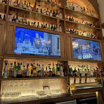 ROCCO’S SPORTS & RECREATION - Updated December 2025 - 21 Photos & 23 ...