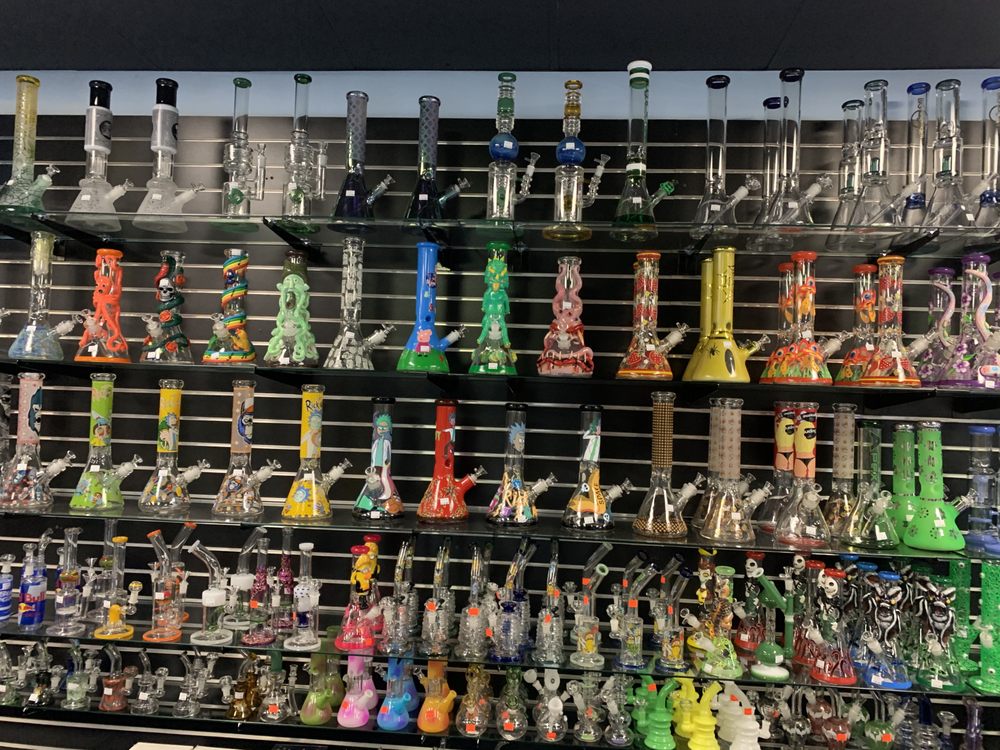 PUFF N’ STUFF SMOKE SHOP - Updated October 2025 - 25 Photos - 4020 S ...