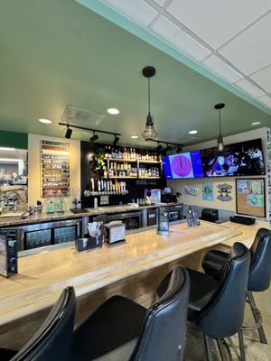 CHEBA HUT TOASTED SUBS - Updated November 2024 - 164 Photos & 120 ...
