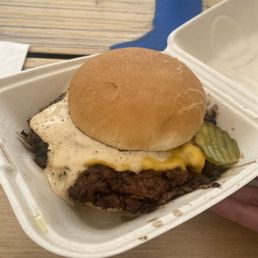 SMASH THAT BURGER - Updated February 2025 - 79 Photos & 70 Reviews ...