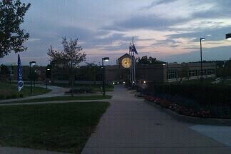 METROPOLITAN COMMUNITY COLLEGE - MAPLE WOODS - Updated January 2026 ...