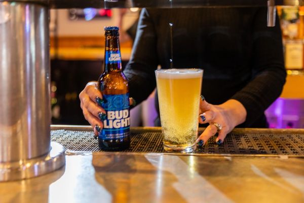 THE ORANGE LANTERN - Updated December 2025 - 89 Photos & 162 Reviews ...