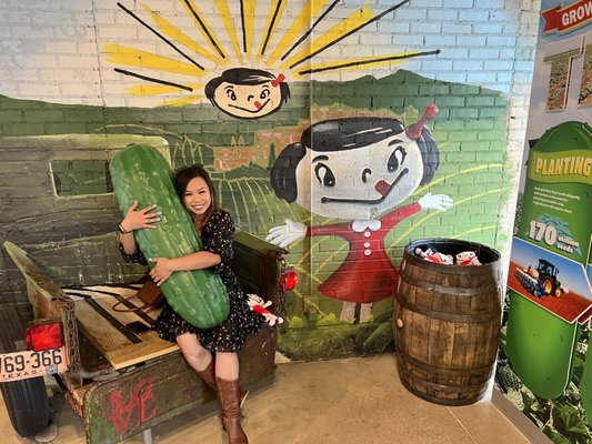 BEST MAID PICKLE EMPORIUM - 173 Photos & 29 Reviews - 829 W Vickery ...