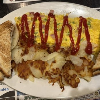 GEETS DINER & BAR - Updated December 2025 - 132 Photos & 112 Reviews ...