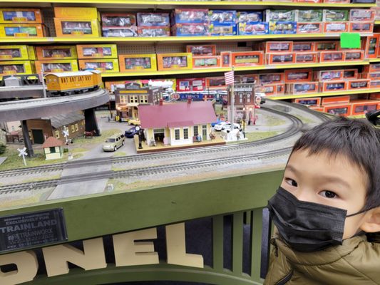 TRAINLAND - Updated July 2025 - 40 Photos & 34 Reviews - 293 Sunrise ...