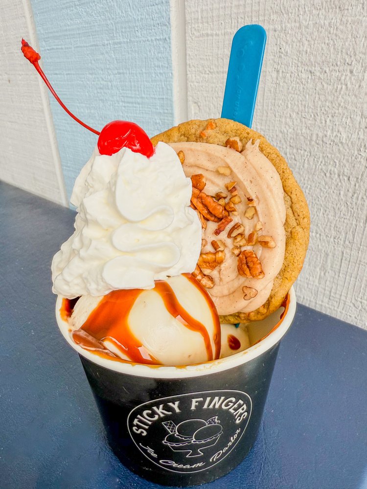 Sticky Fingers Ice Cream Parlor, Galena | Roadtrippers