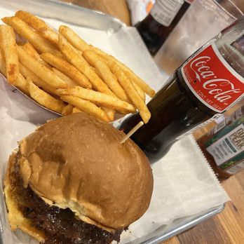 MAC’S LOCAL EATS - Updated April 2025 - 651 Photos & 639 Reviews - 5656 ...