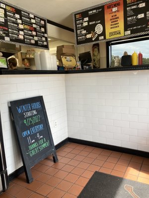 DOGTOWN - Updated January 2026 - 179 Photos & 171 Reviews - 664 New ...