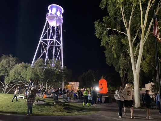 TOWN OF GILBERT WATER TOWER PLAZA - Updated April 2025 - 34 Photos & 12 ...