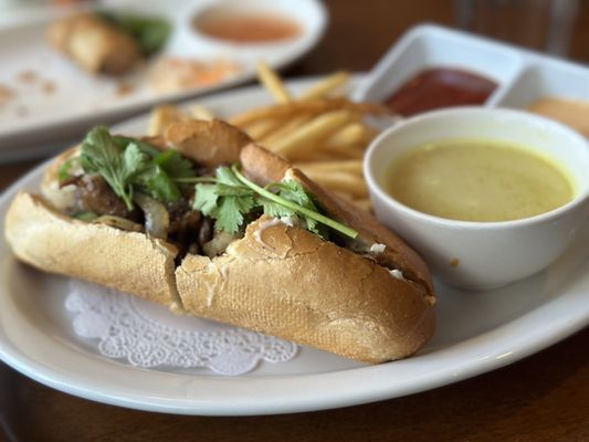 DRAGON ROUGE BISTRO ALAMEDA - 1211 Photos & 1067 Reviews - 2337 ...