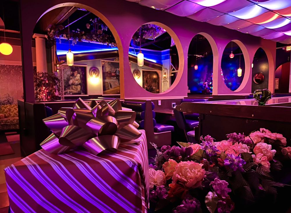 SAD VALLEY - Updated August 2024 - 56 Photos & 22 Reviews - 832 N ...