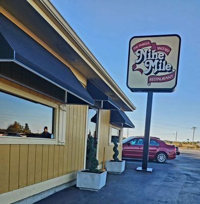 NINE MILE RESTAURANT - Updated January 2026 - 30 Photos & 64 Reviews ...