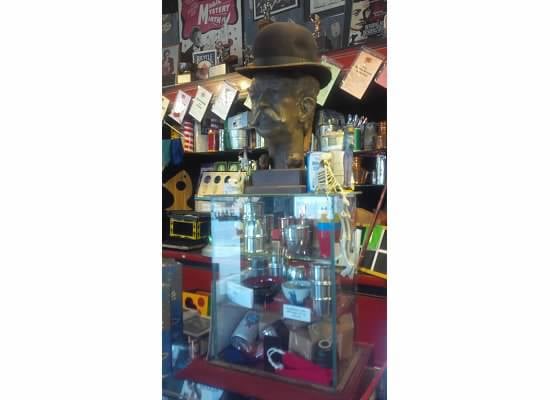 MAGIC INC - Updated August 2025 - 37 Reviews - 1838 W Lawrence Ave ...