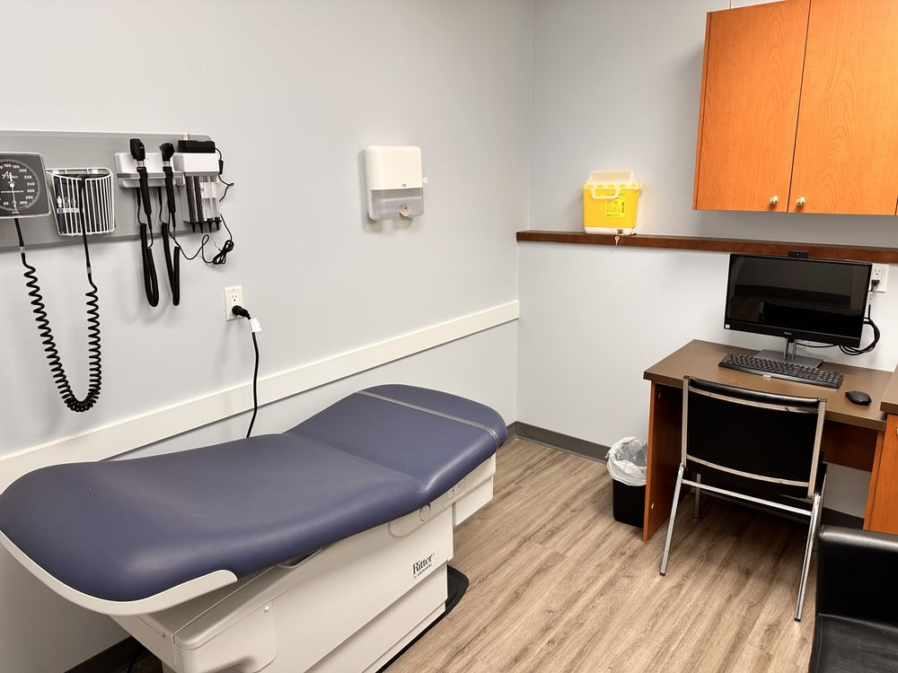 DELTON SUPER DRUGS - Updated October 2025 - 20 Photos - 12922 82 Street ...