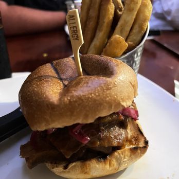 THE BISON ON MAIN - Updated January 2026 - 87 Photos & 115 Verified ...