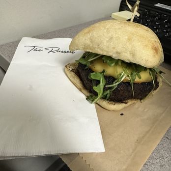 THE RUSSELL - Updated August 2025 - 570 Photos & 391 Reviews - 3141 ...