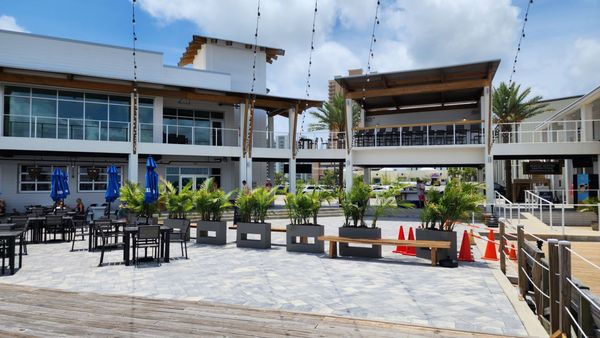 ZEKE’S RESTAURANT - Updated October 2025 - 697 Photos & 525 Reviews ...