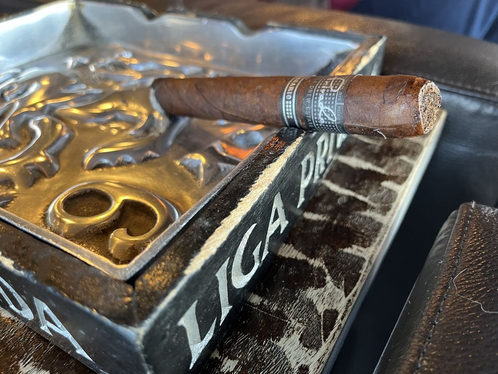 FUMARE - Updated January 2025 - 31 Photos & 46 Reviews - 7530 Longley ...