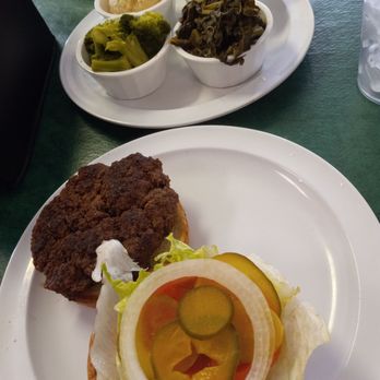 FOUR WAY RESTAURANT - Updated September 2024 - 246 Photos & 214 Reviews ...