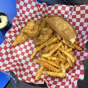 RAY RAYS CHICKEN SHACK - Updated December 2025 - 26 Photos & 18 Reviews ...