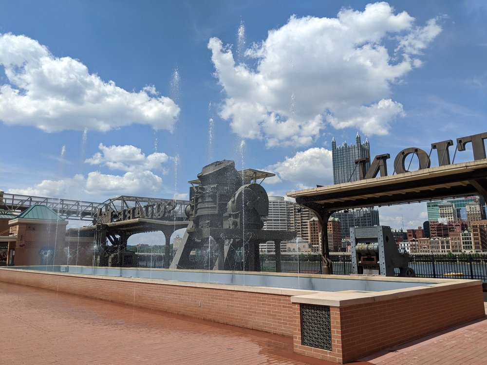 STATION SQUARE - 161 Photos & 81 Reviews - Shopping Centers - 100 W ...