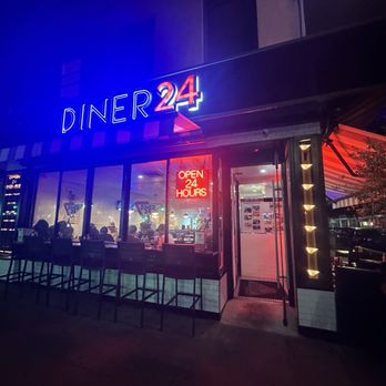 DINER 24 - Updated July 2024 - 262 Photos & 65 Reviews - 283 3rd Ave ...