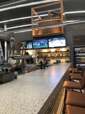 NODA BREWING COMPANY - CLT AIRPORT - 58 Photos & 42 Reviews - 5501 Josh ...