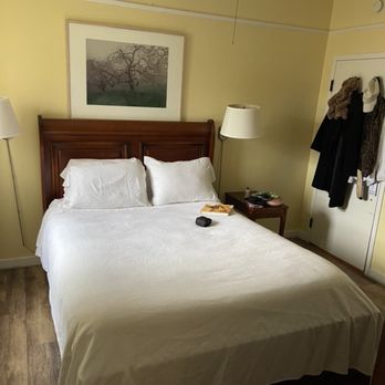 HUDSON HOUSE RIVER INN - Updated August 2025 - 293 Photos & 214 Reviews ...