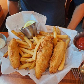 IVAR’S FISH BAR - Updated 2024 - 1067 Photos & 924 Reviews - 1001 ...