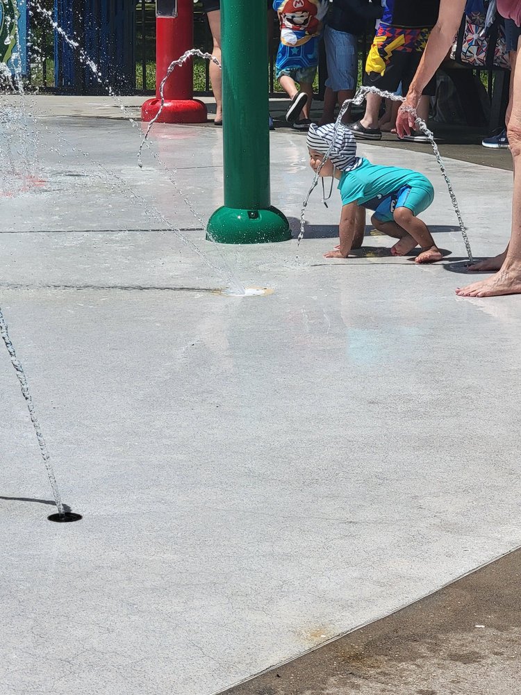 KIWANIS SPRAYGROUND - Updated May 2024 - 17 Photos & 23 Reviews - 1937 ...