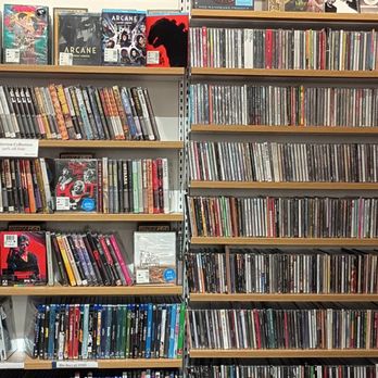 BARNES AND NOBLE - Updated January 2026 - 32 Photos & 10 Reviews - 122 ...