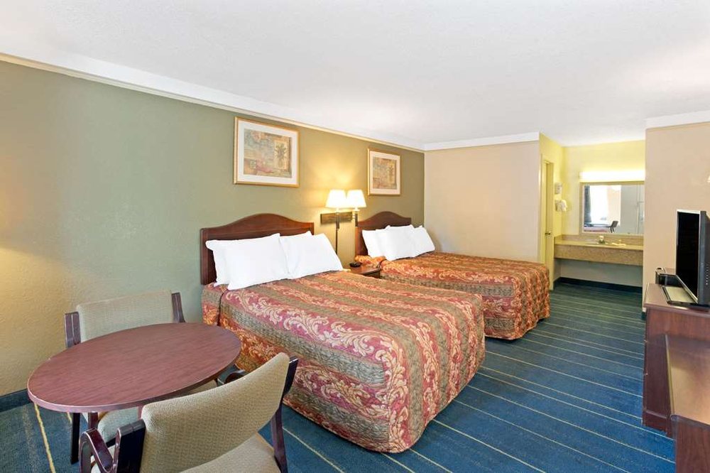 DAYS INN BY WYNDHAM ATLANTIC CITY OCEANFRONT-BOARDWALK - Updated May ...