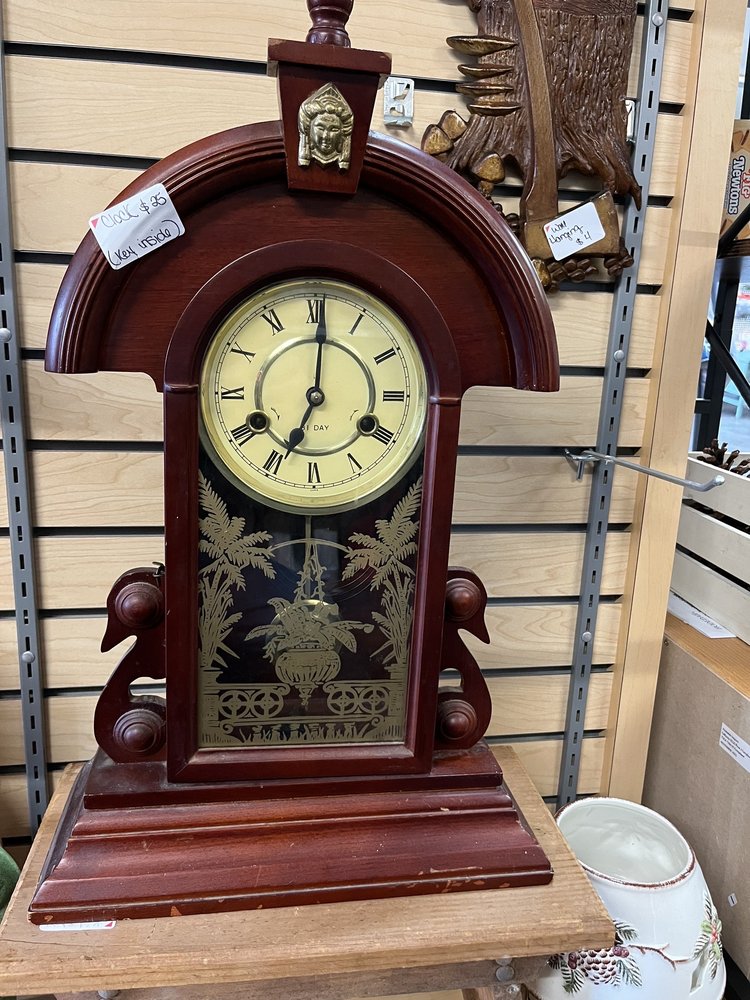 ALL THINGS CONSIDERED CONSIGNMENT SHOP - Updated October 2025 - 538 W ...