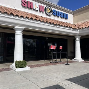 SHOW SUSHI - Updated December 2024 - 4120 Photos & 2718 Reviews - 957 W ...