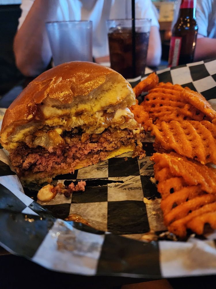 RUSTIC LOFT - Updated October 2025 - 69 Photos & 65 Reviews - 4740 ...