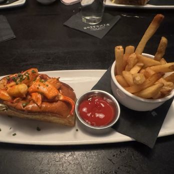 BOSTONIA PUBLIC HOUSE - Updated September 2025 - 2779 Photos & 2193 ...