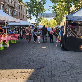 FOODIELAND - SACRAMENTO - Updated December 2025 - 309 Photos & 73 ...