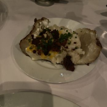 CHOPHOUSE ‘47 Greenville, SC - Updated November 2024 - 204 Photos & 216 ...