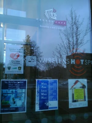 WHITBY PUBLIC LIBRARY - Updated December 2025 - 11 Photos - 405 Dundas ...