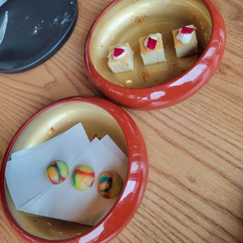 MODAN - Updated July 2025 - 404 Photos & 77 Reviews - 1788 Chain Bridge ...