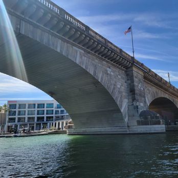 LONDON BRIDGE JET BOAT TOURS - Updated October 2025 - 272 Photos & 57 ...