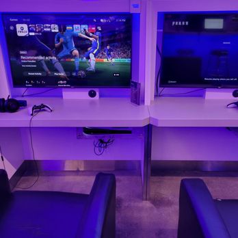 GAMEWAY - Updated January 2025 - 58 Photos & 37 Reviews - 600 World Way ...