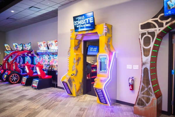 APEX ENTERTAINMENT ALBANY - Updated August 2024 - 35 Photos & 37 ...